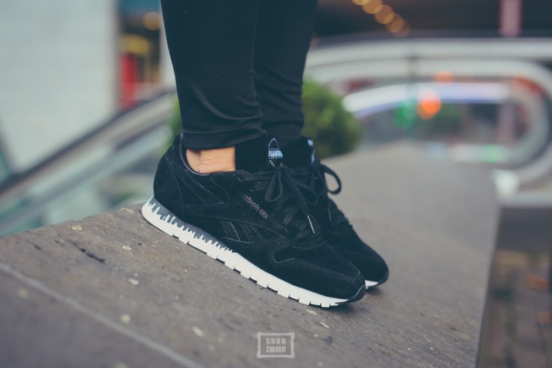 Sneaker-Zimmer.de | Naked x Reebok Classic Lthr „Drip“ – Dänische ...